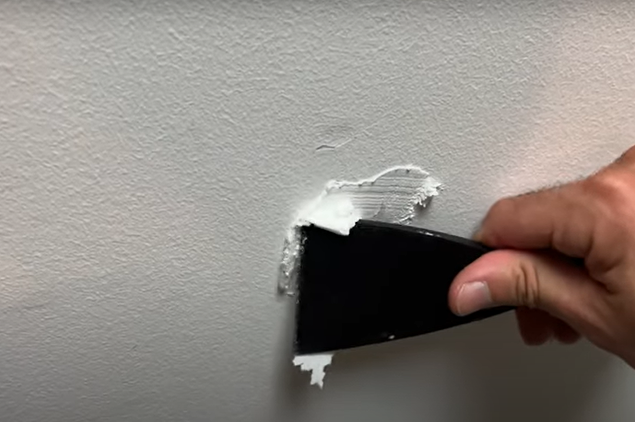 Can You Spackle Over Paint? - ProfyPainter